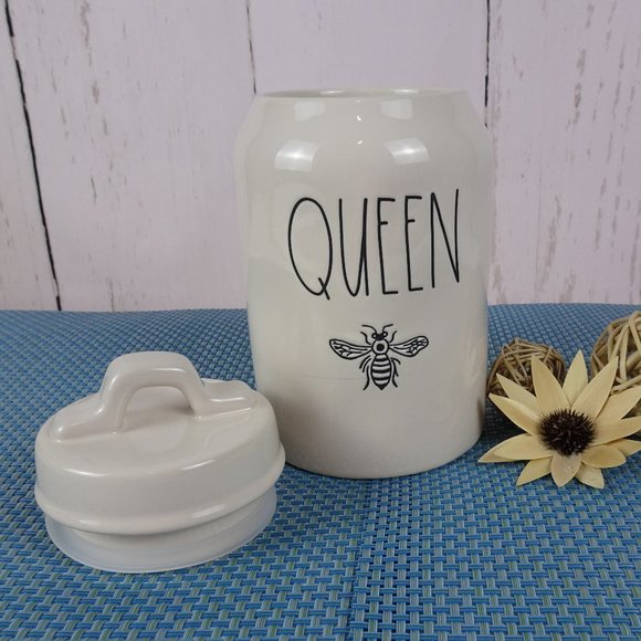 Rae Dunn | Kitchen | Rae Dunn Queen Bee 8 Canister With Lid Ivory New ...
